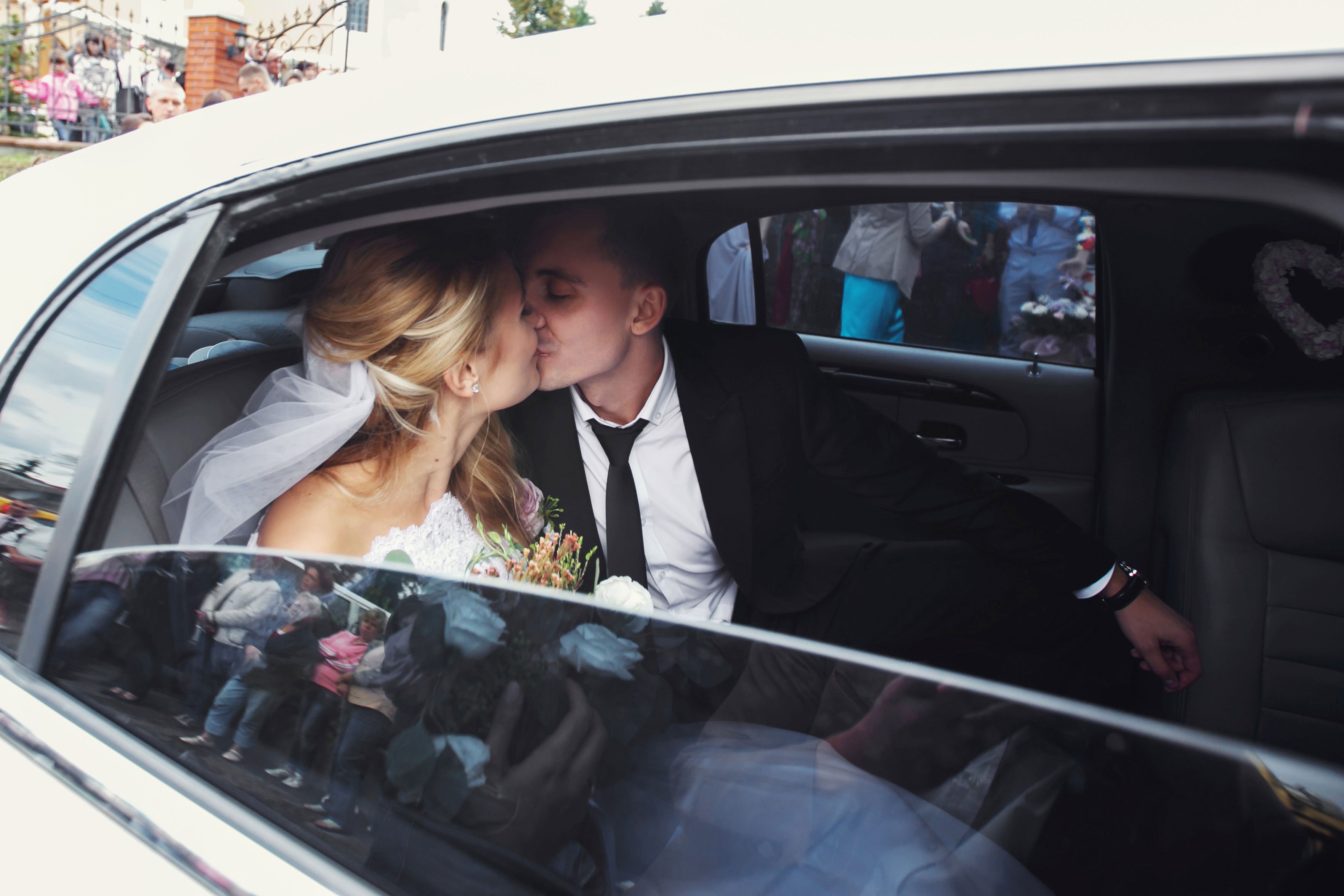 Wedding Limo Hire Sydney | Affordable & Elegant Service